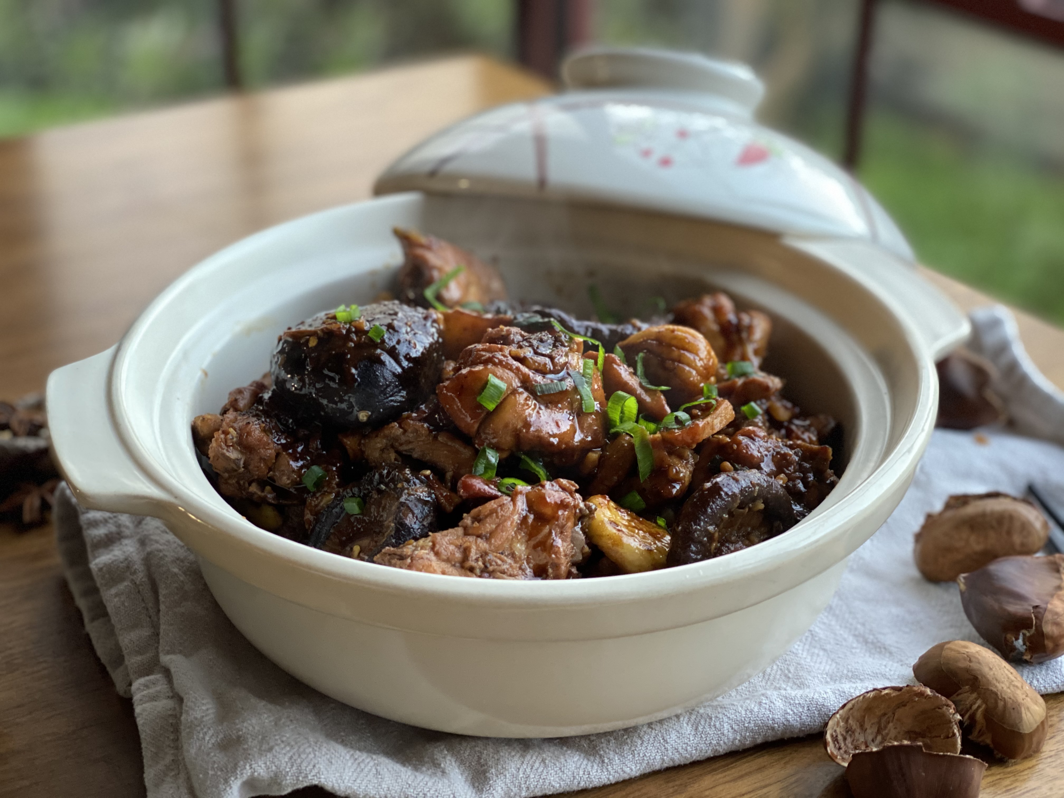 Braised Chicken with Chestnuts – Hungrysaurus